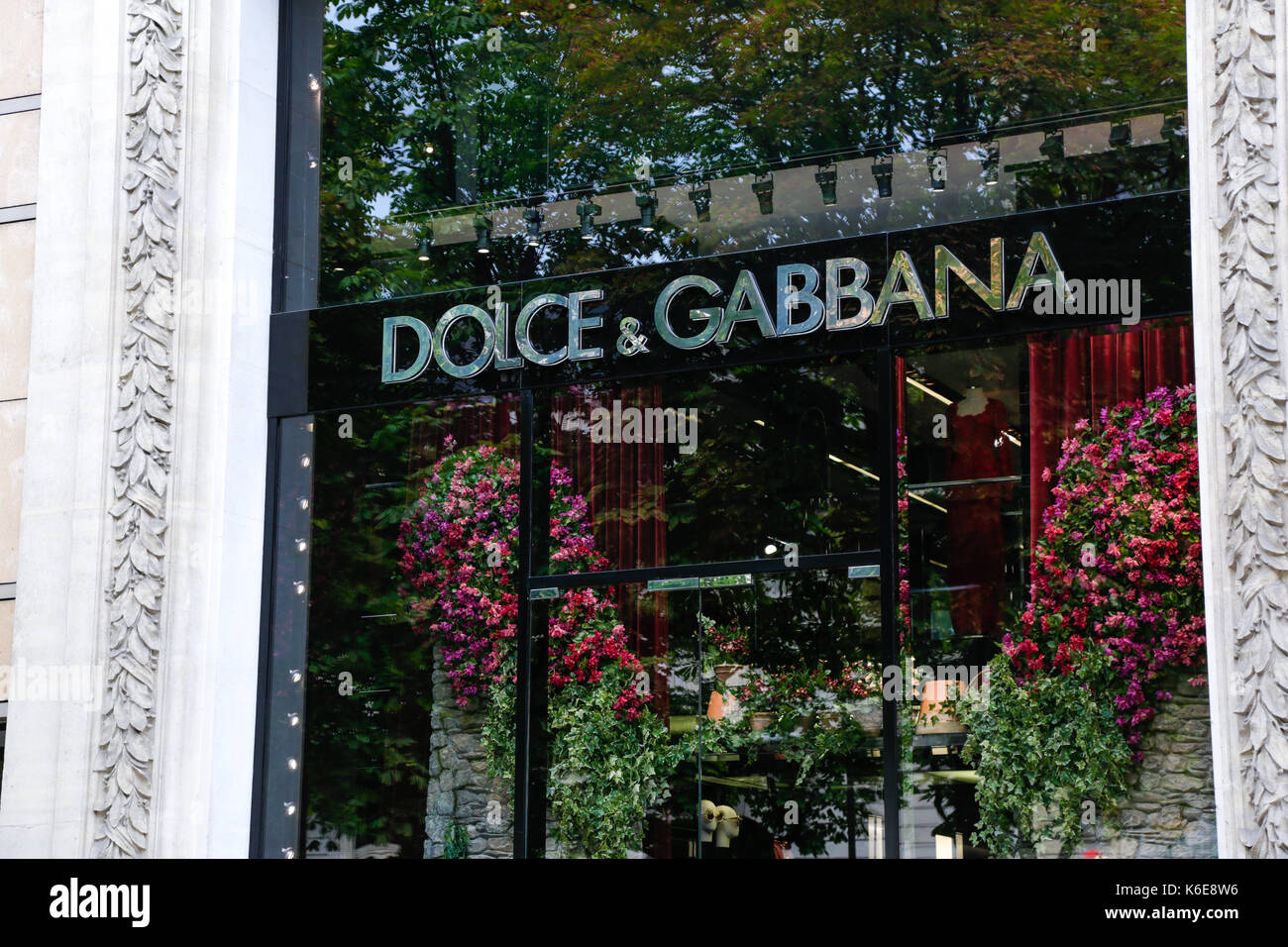 Paris, France: luxury branded shops in typical haussmann palaces and ...
