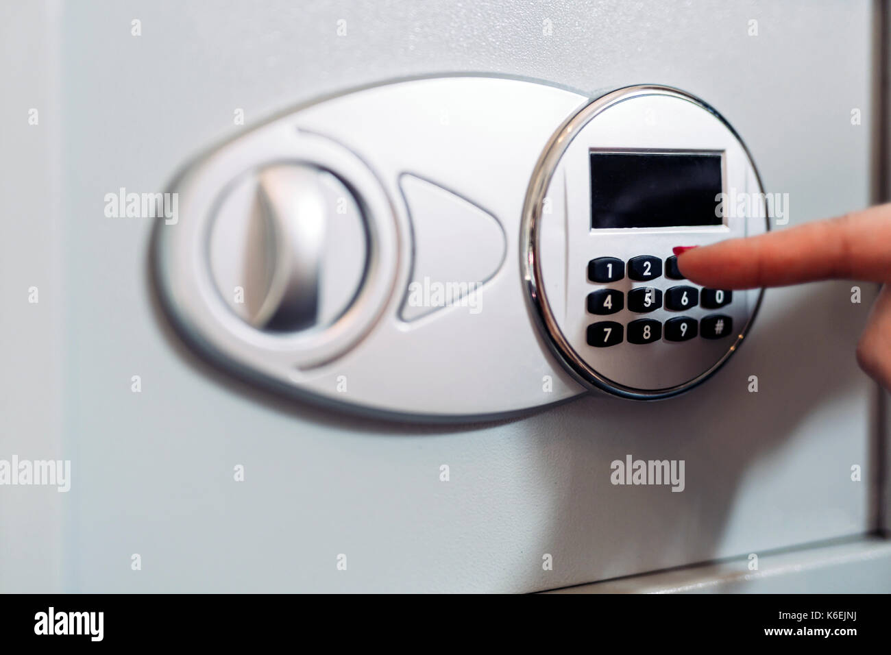 Opening of a safe Stock Photo - Alamy