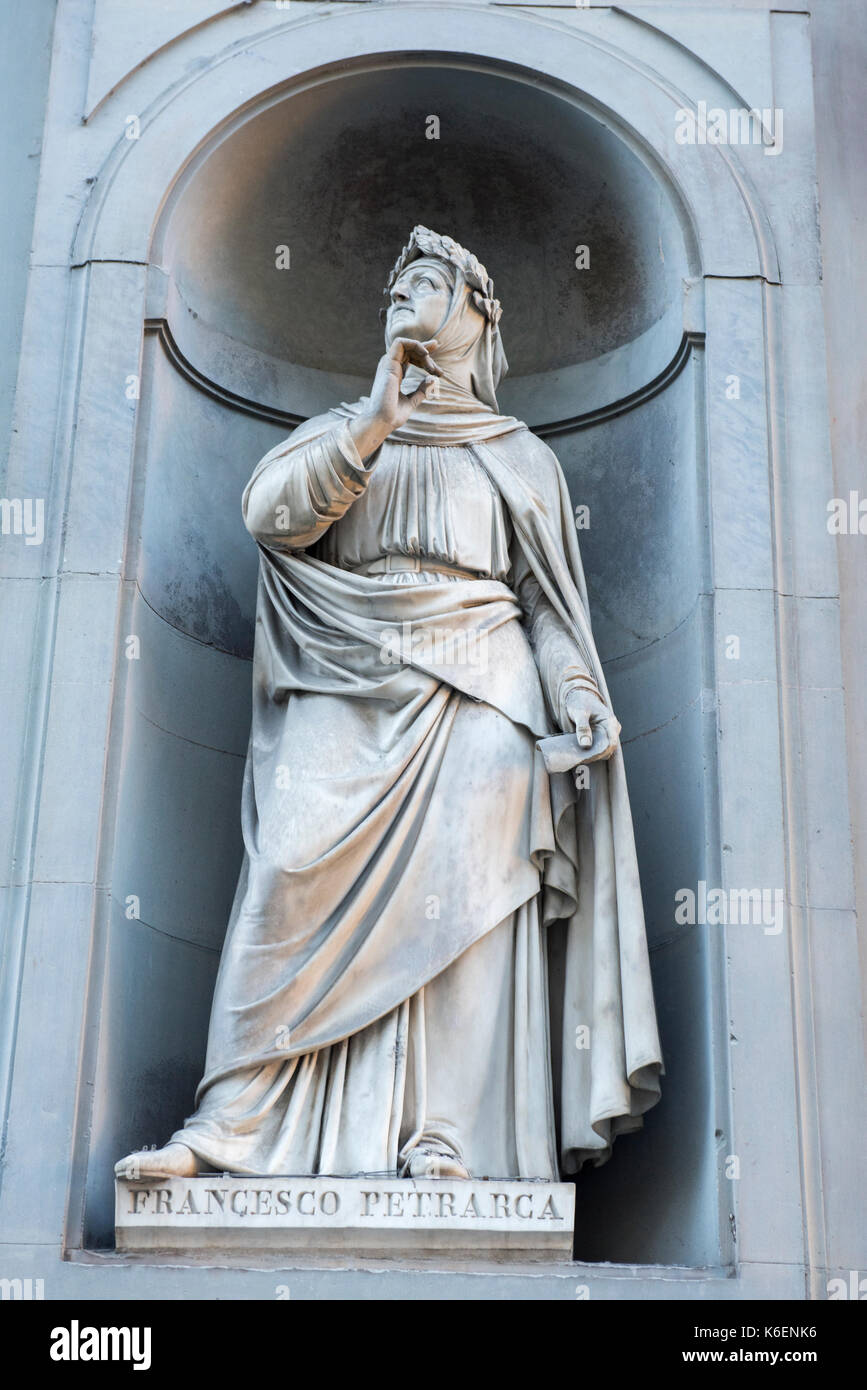 Statue of Francesco Petrarca at the Uffizi Gallery in Florence, Tuscany ...