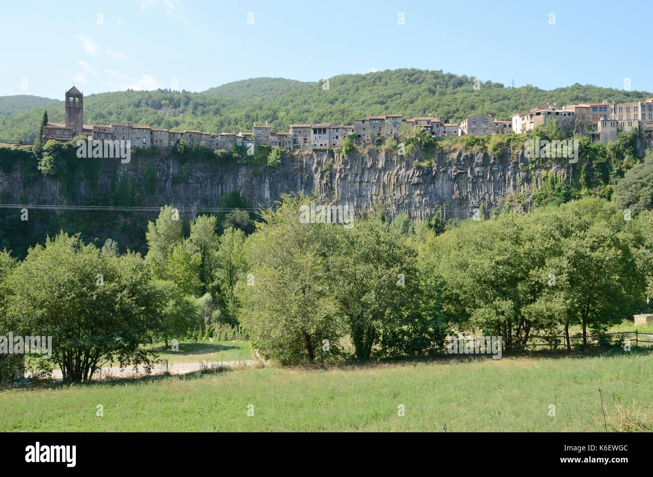 On basalt crag hi-res stock photography and images - Alamy