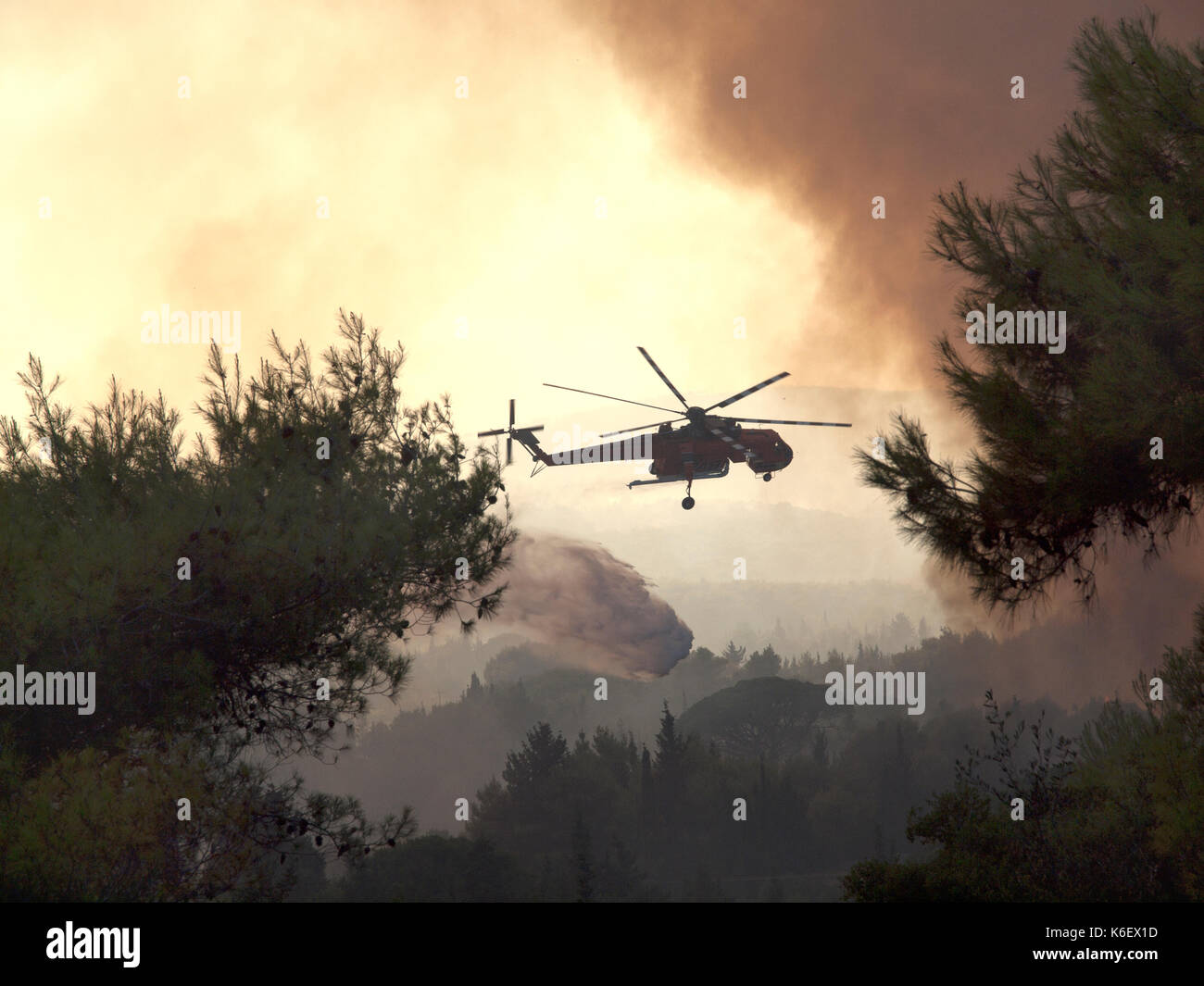 A fire fighting helicopter at work in Zakynthos, Greece Stock Photo - Alamy