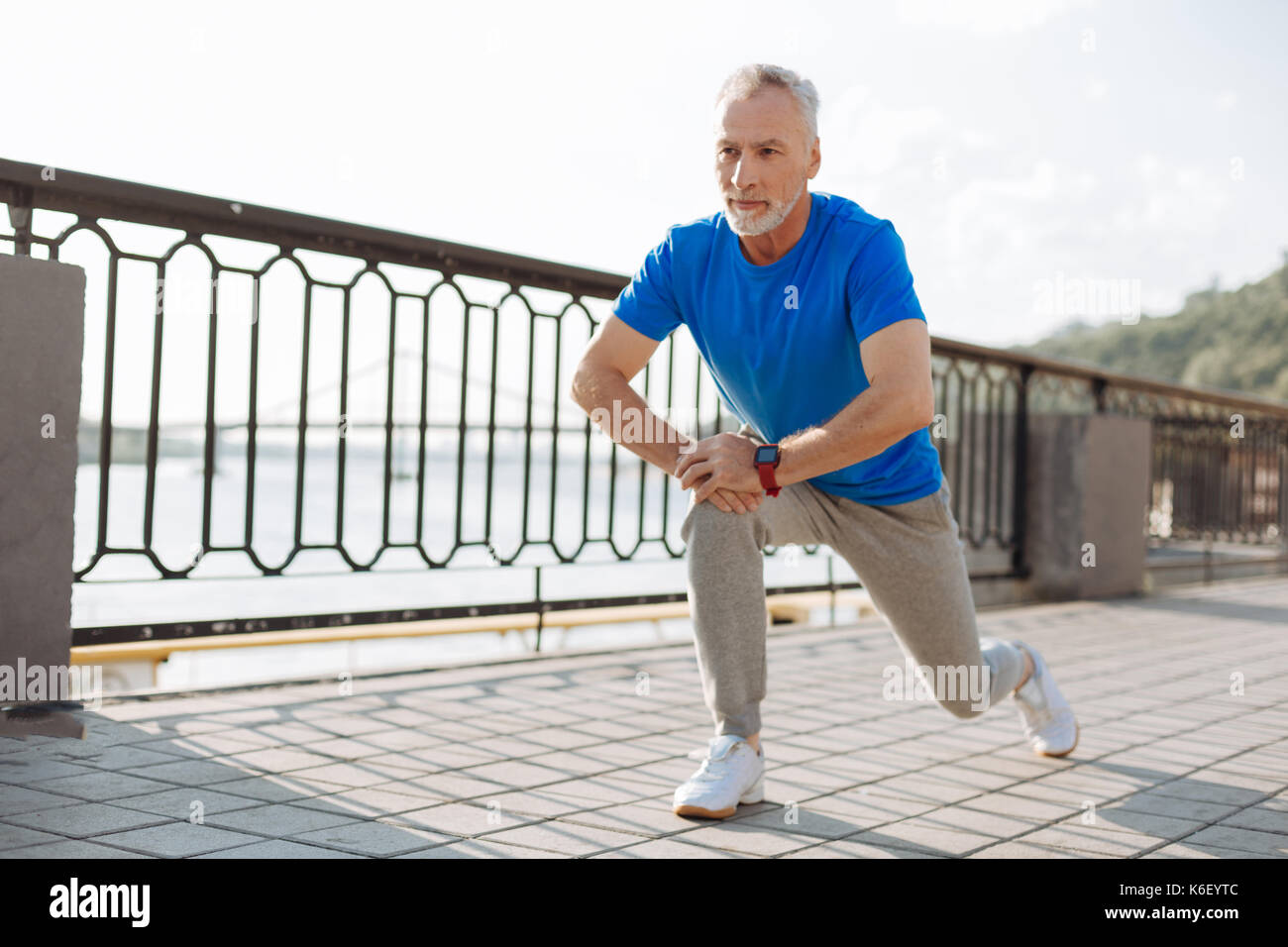 Lunges hi-res stock photography and images - Alamy