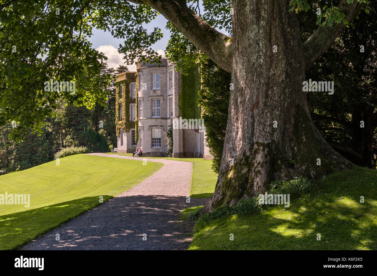 Stately home welsh architecture hi-res stock photography and images - Alamy