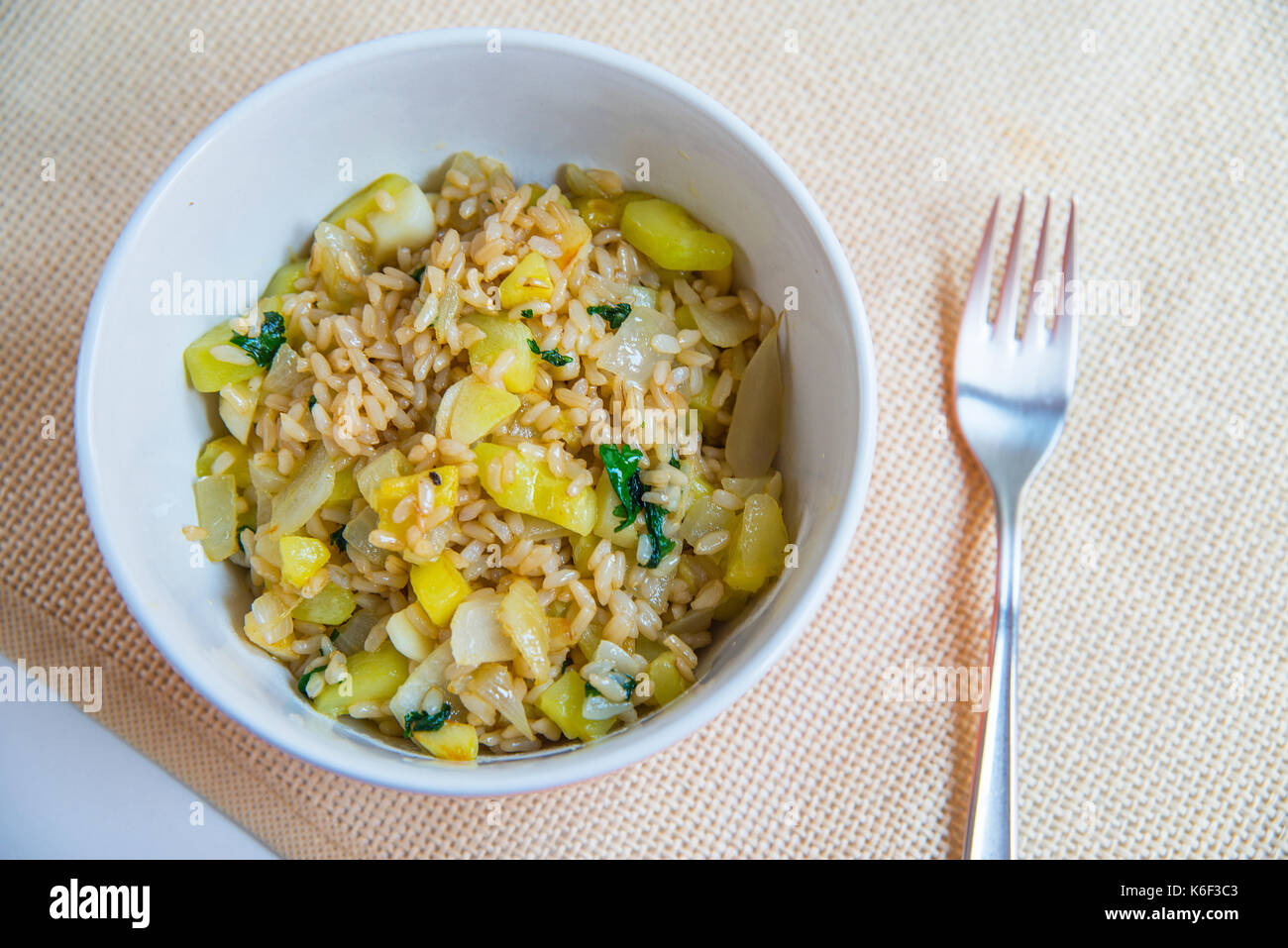 Integral rice with vegetables Stock Photo - Alamy