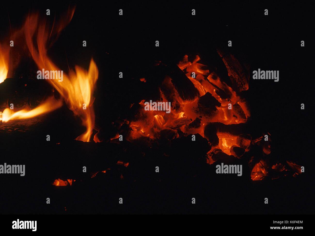 Fire burning and flames Stock Photo - Alamy