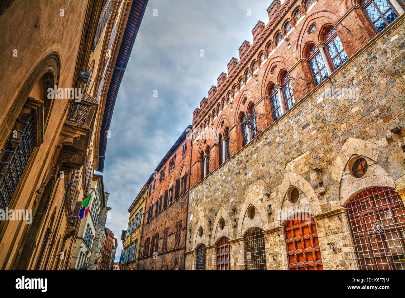 Siena brick pavement hi-res stock photography and images - Alamy