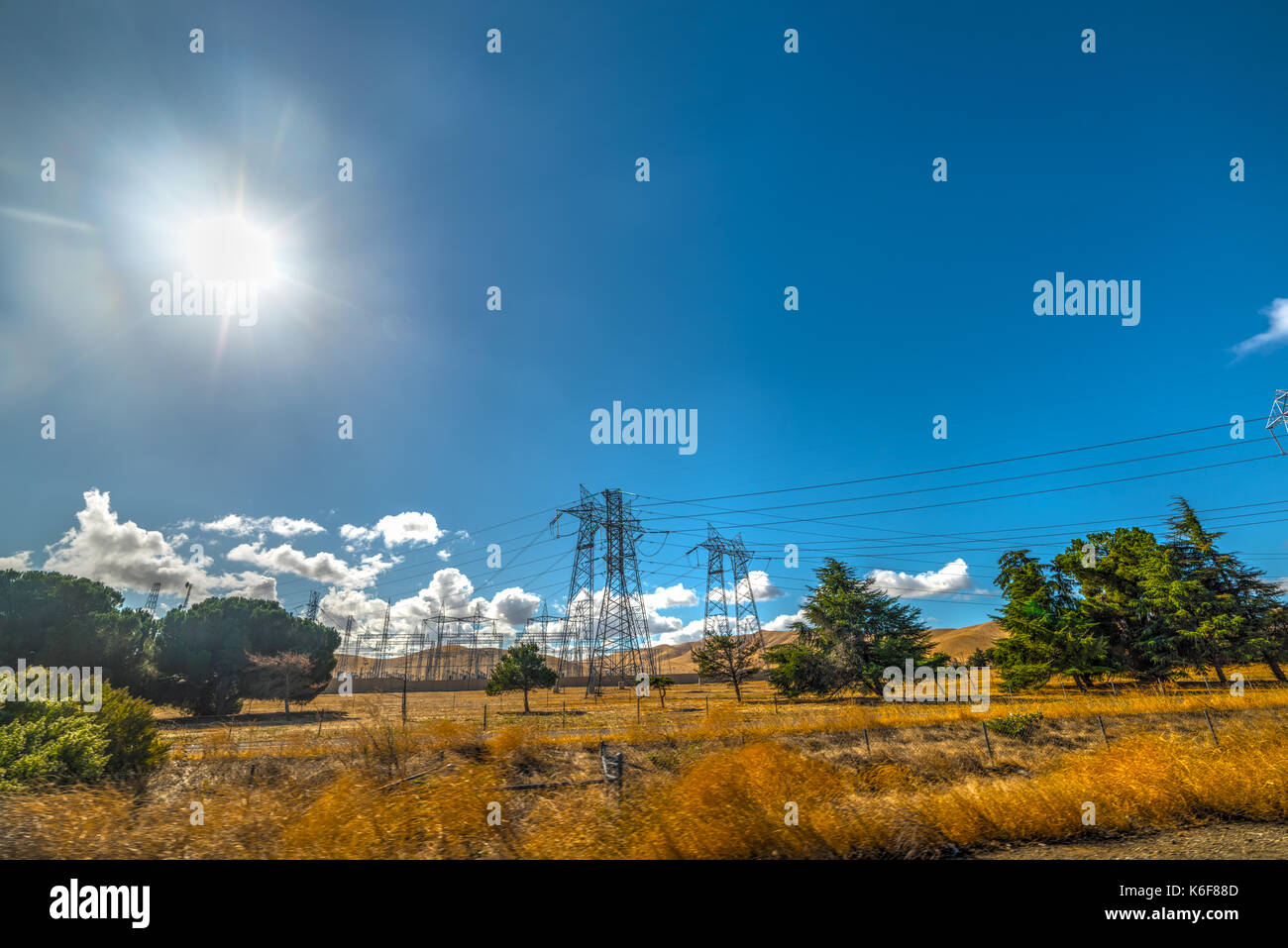 Sun shining over California countryside, USA Stock Photo - Alamy