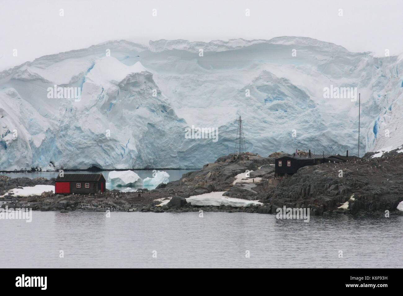 Antarctic human base hi-res stock photography and images - Alamy