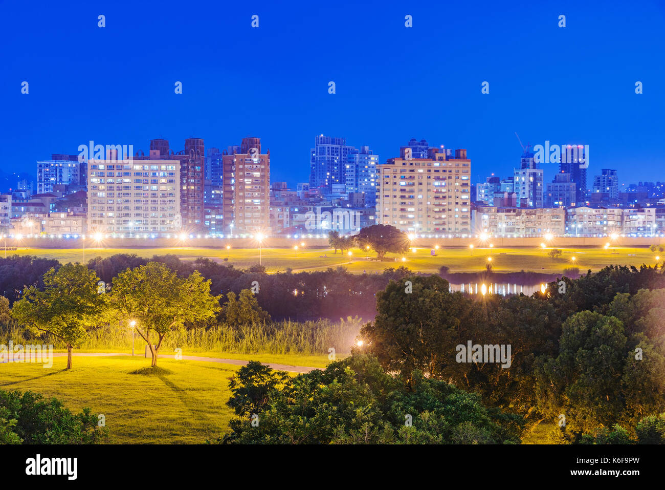 Taipei waterfront park hi-res stock photography and images - Alamy