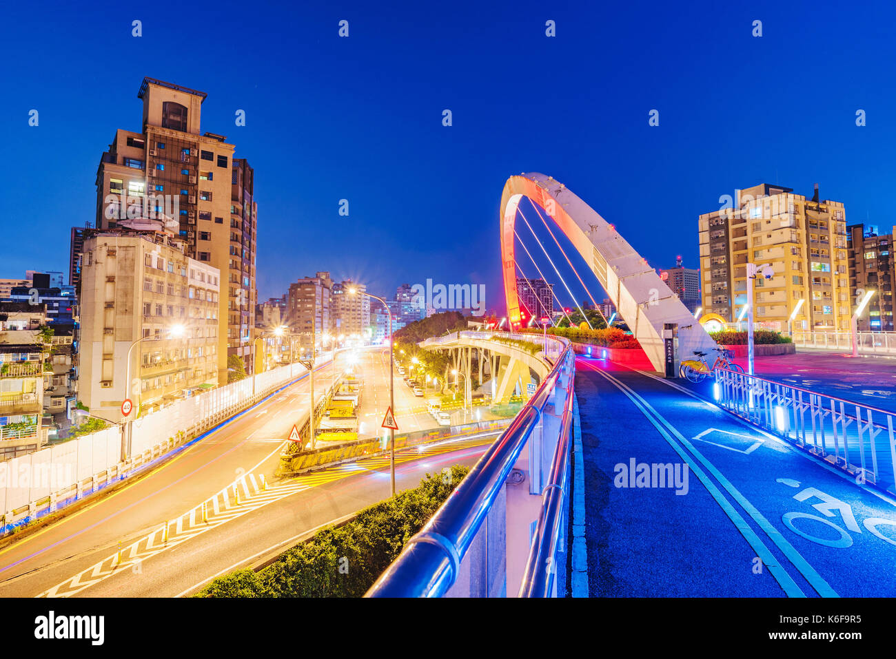 Night view of a footbridge in the Guting area of Taipei Stock Photo - Alamy