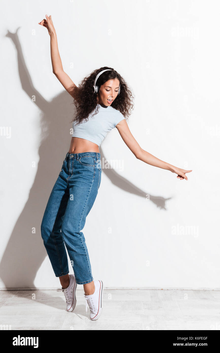 In casual listening hi-res stock photography and images - Alamy