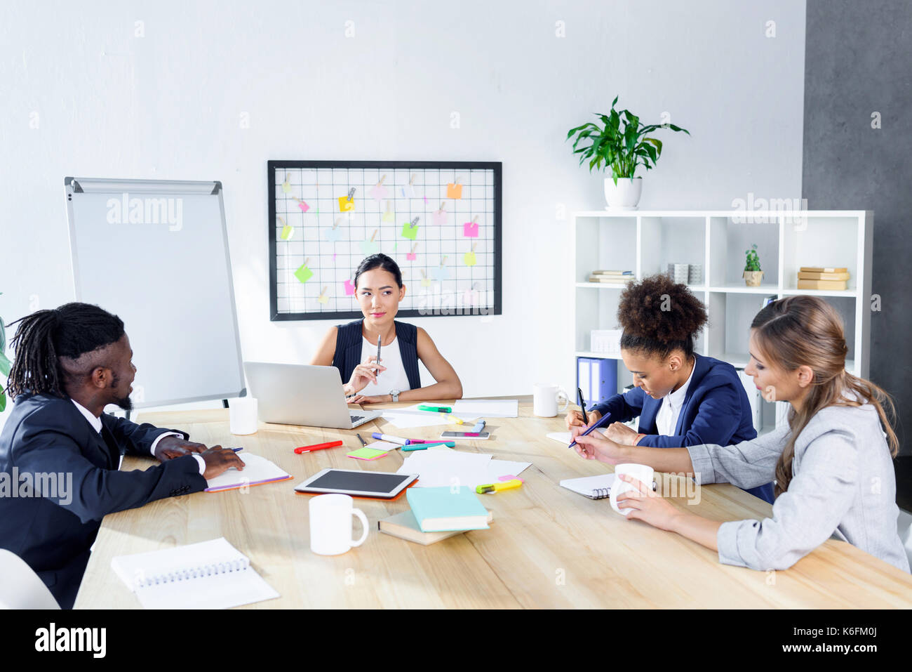 Network multiethnic hi-res stock photography and images - Alamy