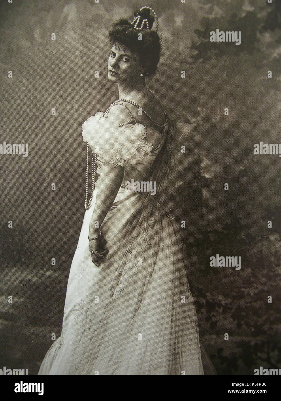 Comtesse greffulhe hi-res stock photography and images - Alamy