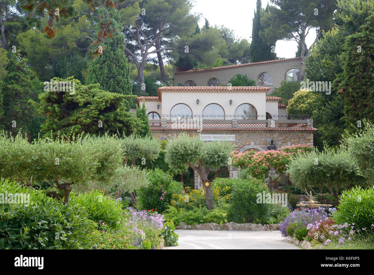 île de bendor provence hi-res stock photography and images - Alamy