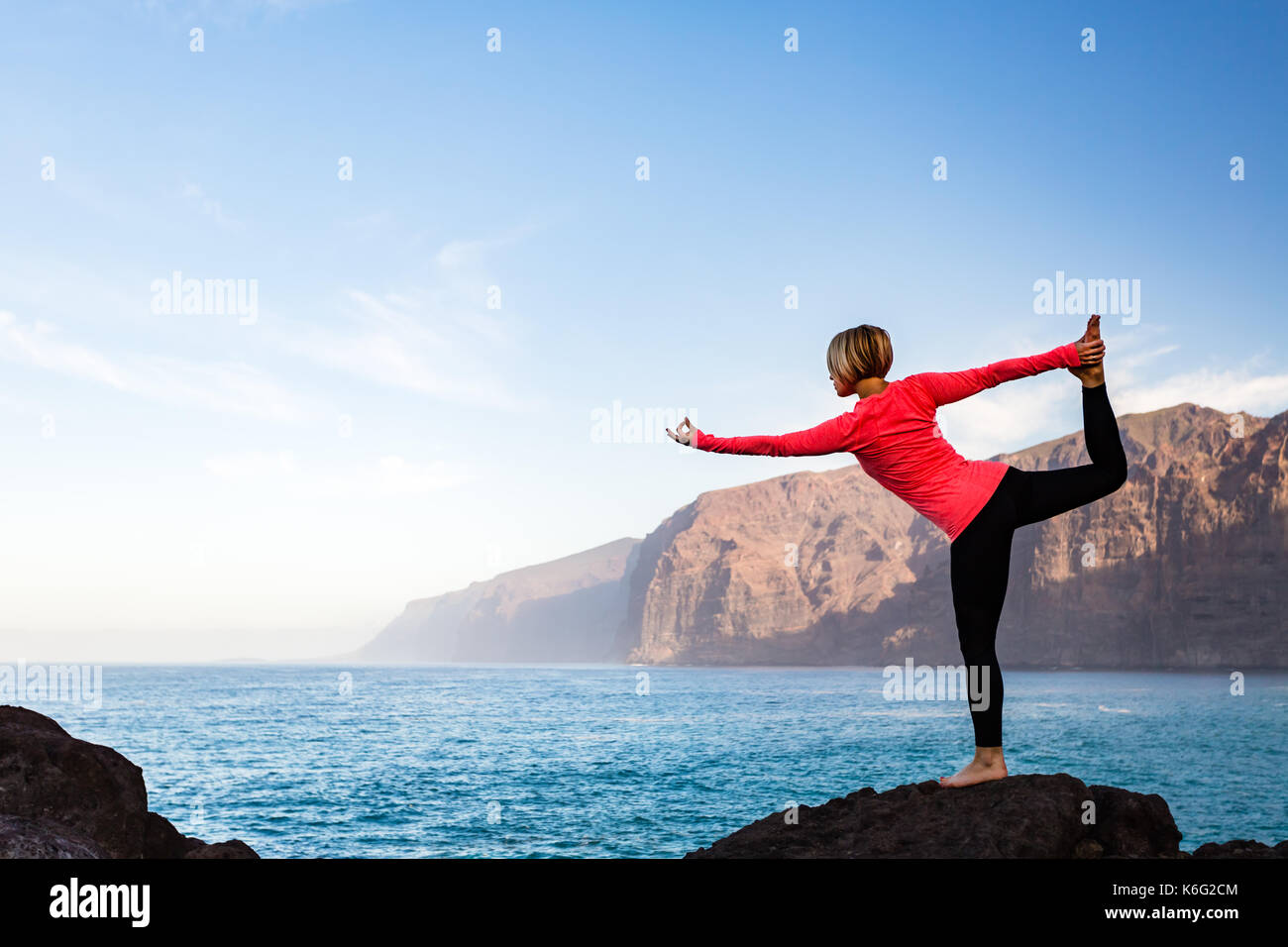 Motivation pose hi-res stock photography and images - Alamy