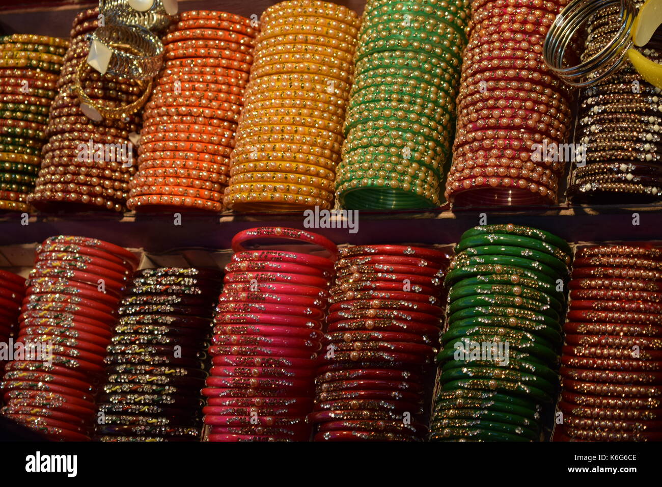 Indian bangle hi-res stock photography and images - Alamy