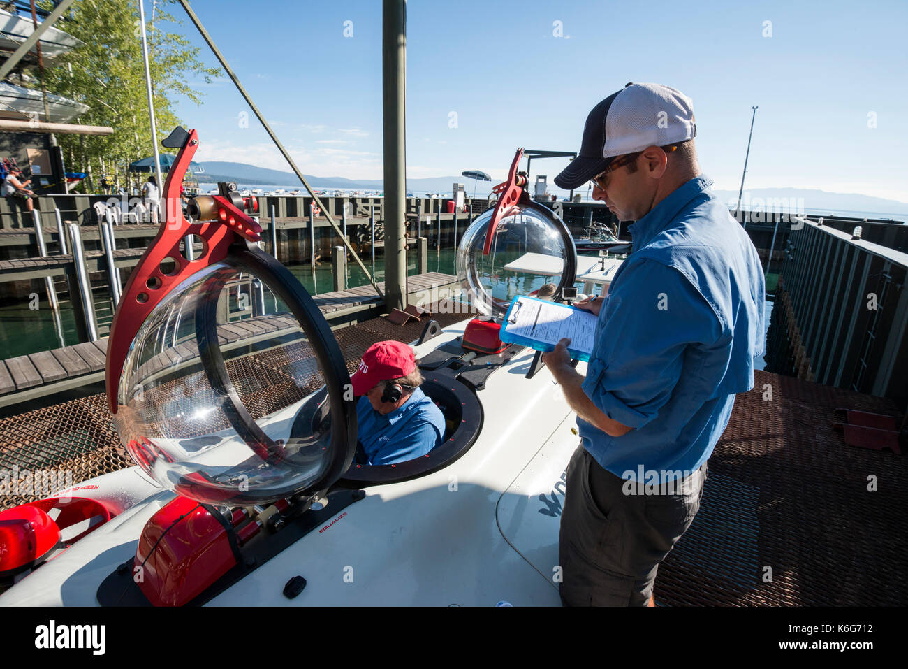 Two man submarine hi-res stock photography and images - Alamy