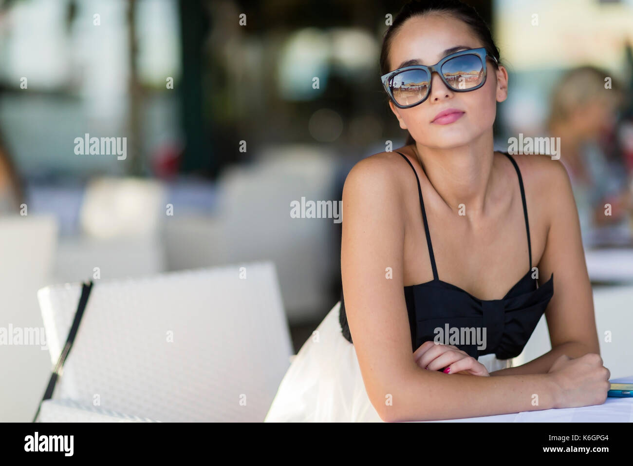 Smart beautiful woman wearing glasses Stock Photo - Alamy