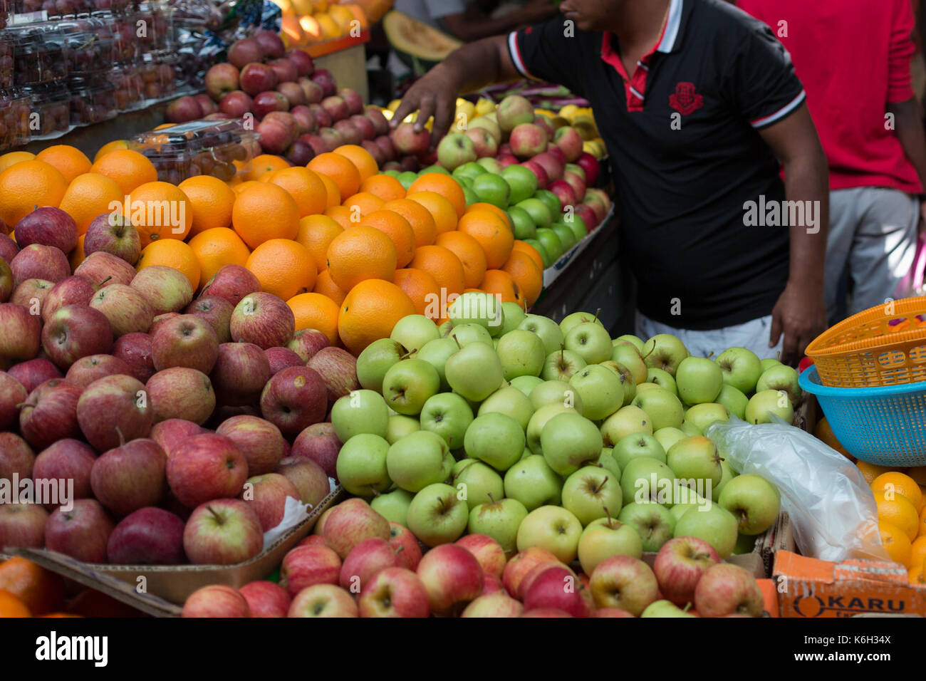 Central Flacq Sunday shopping market, Mauritius Stock Photo - Alamy