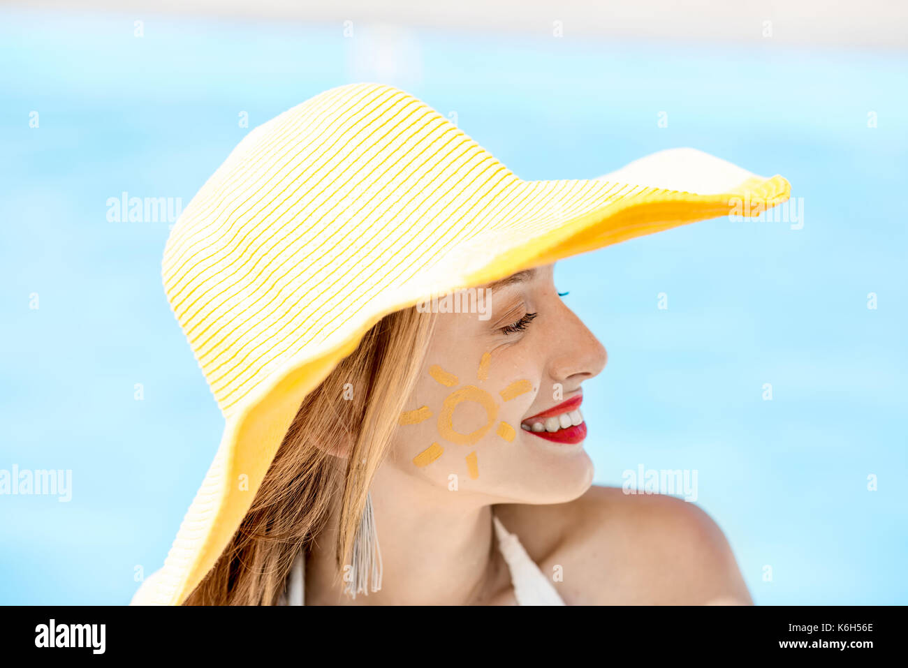 Summer woman portrait drawing hi-res stock photography and images - Alamy
