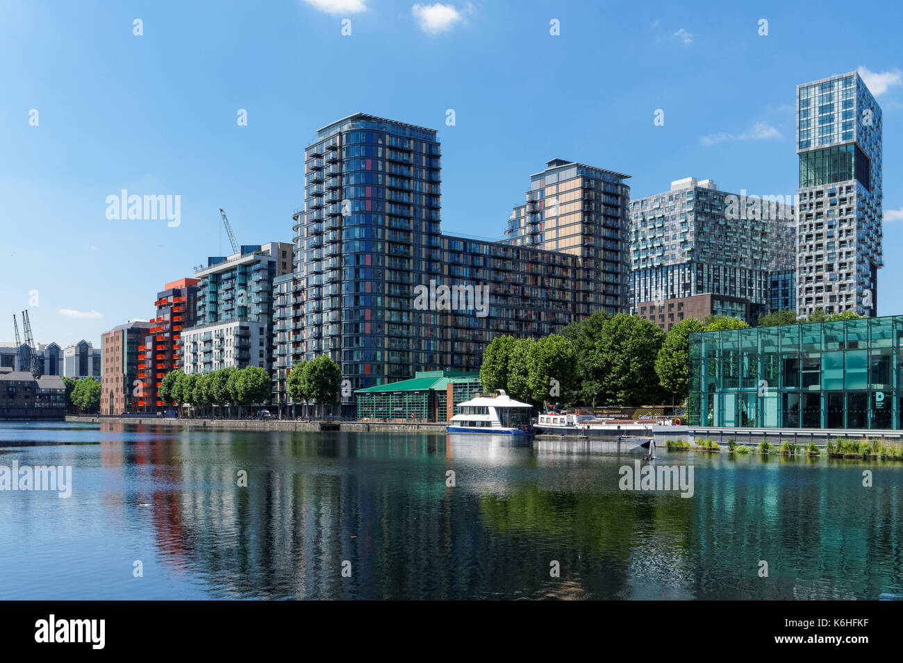 Modern residential buildings at Millwall Inner Dock, London, England ...