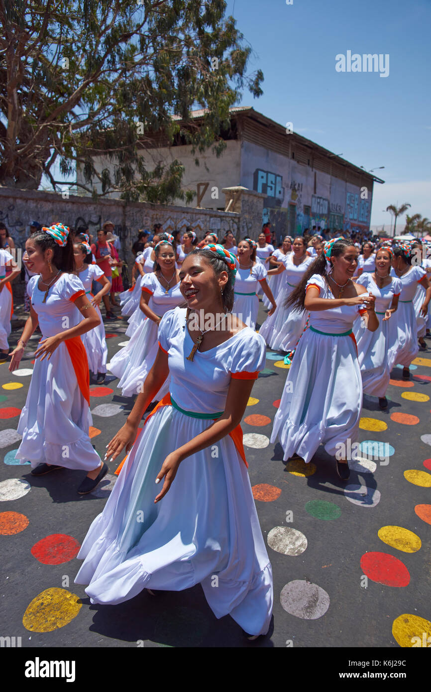 Group of dancers of Africa descent (Afrodescendiente) performing at the ...