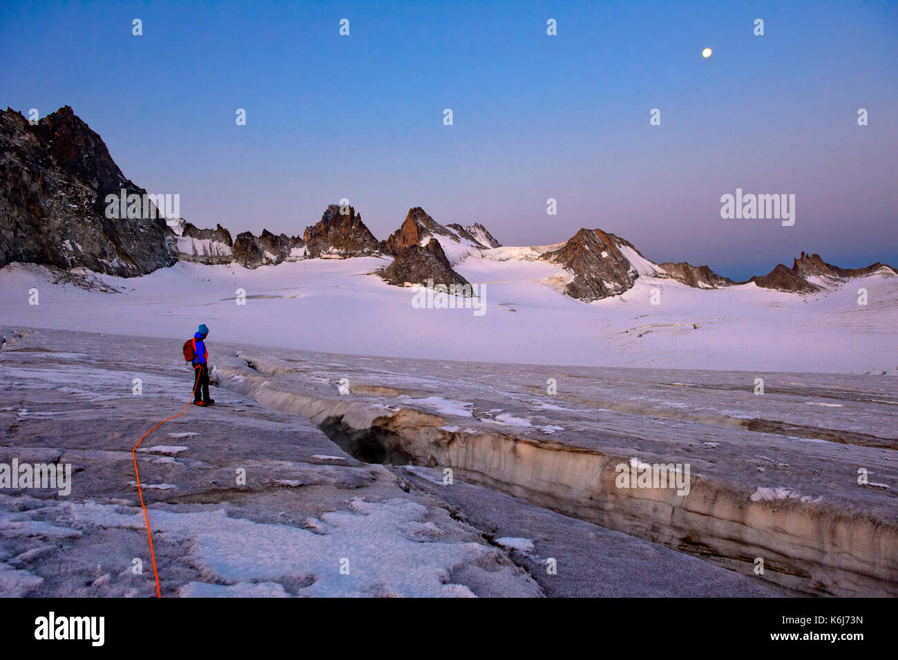 Glaciers and plateau hi-res stock photography and images - Alamy