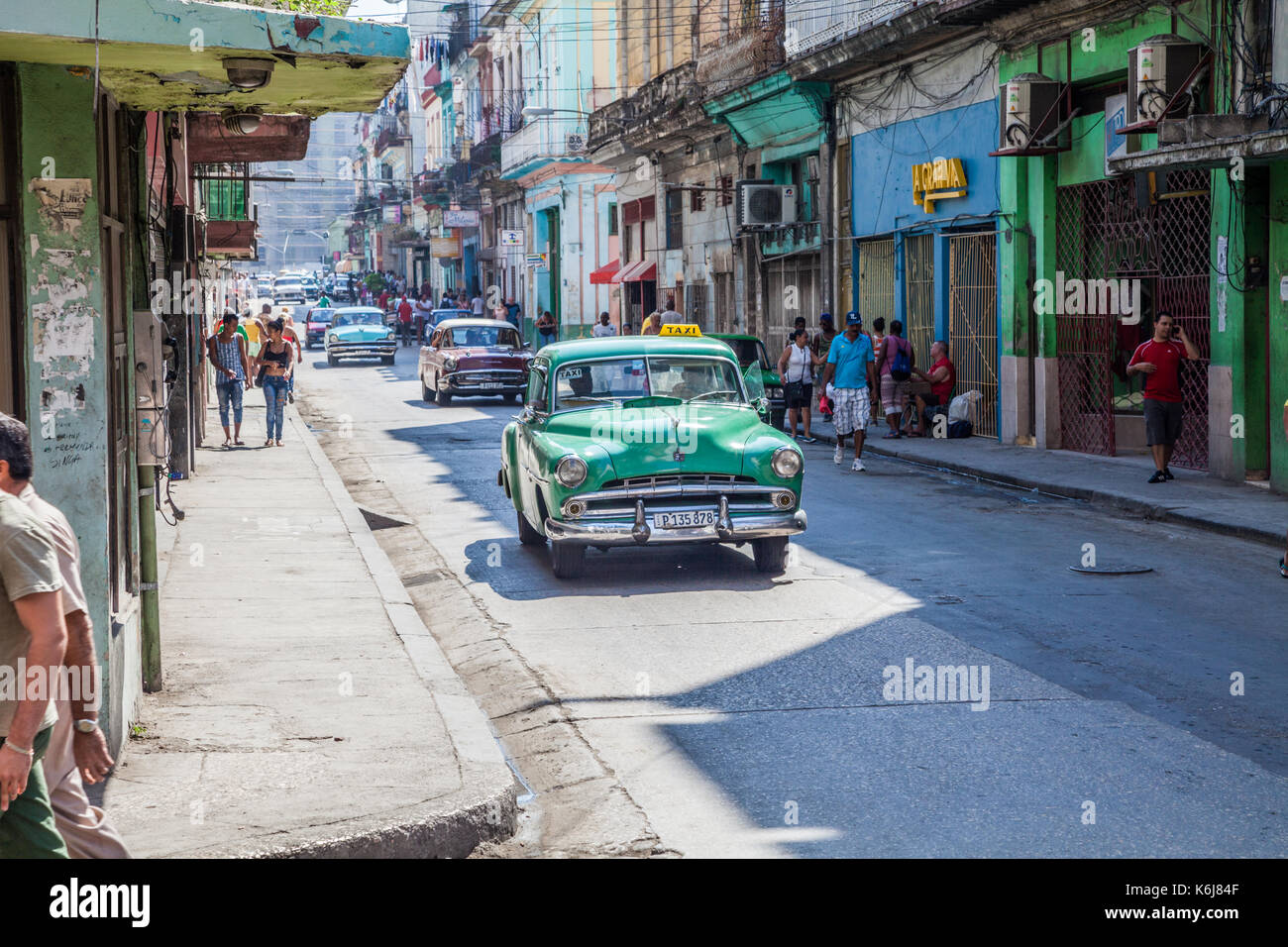 Cuba, the country that has followed a different path. People are living ...