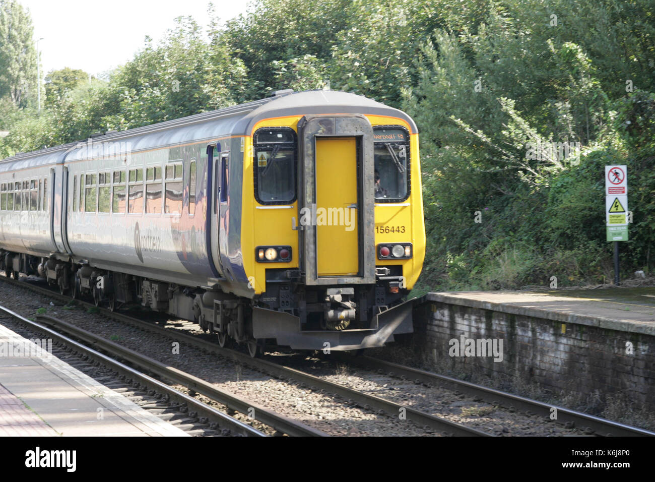 The waiting room hunts cross liverpool hi-res stock photography and ...