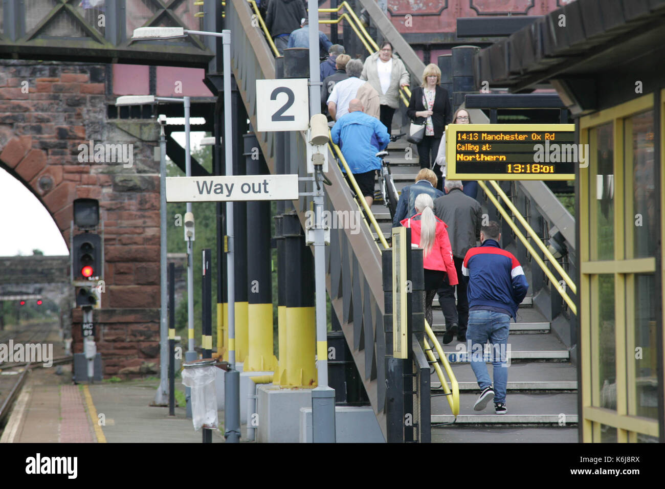 Trains working at Hunts Cross, Liverpool Stock Photo - Alamy
