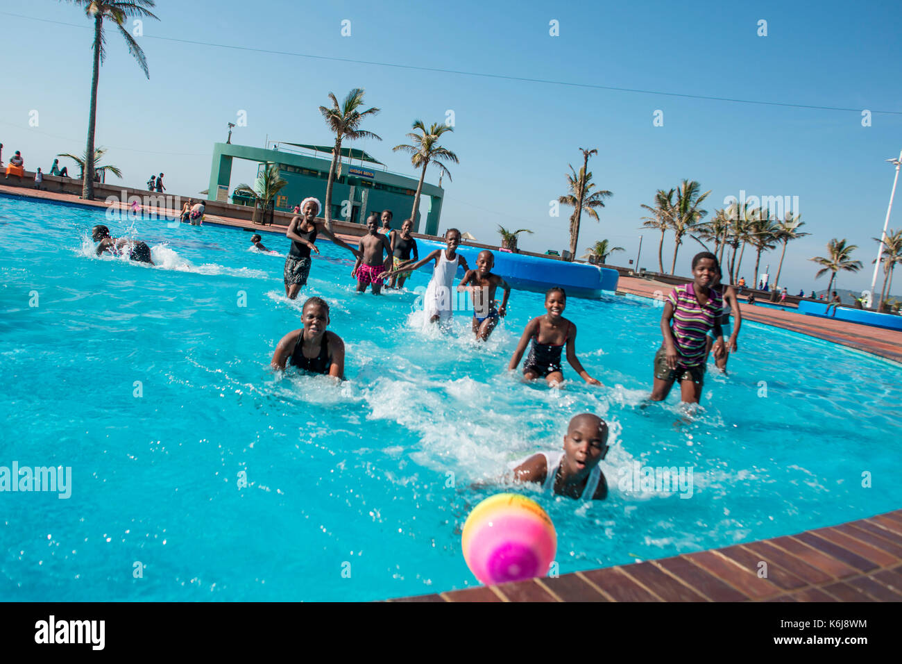 South africa durban swimming pool hi-res stock photography and images ...