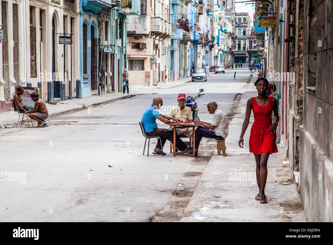 Cuba, the country that has followed a different path. People are living ...