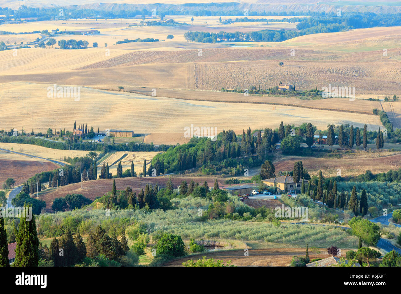 Beautiful landscape of Tuscany summer morning countryside from Pienza ...