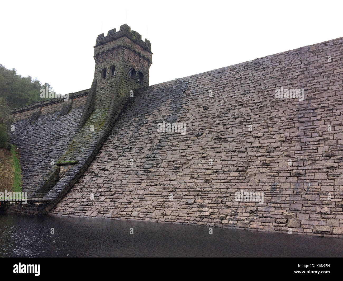 Derwent dam tower hi-res stock photography and images - Alamy