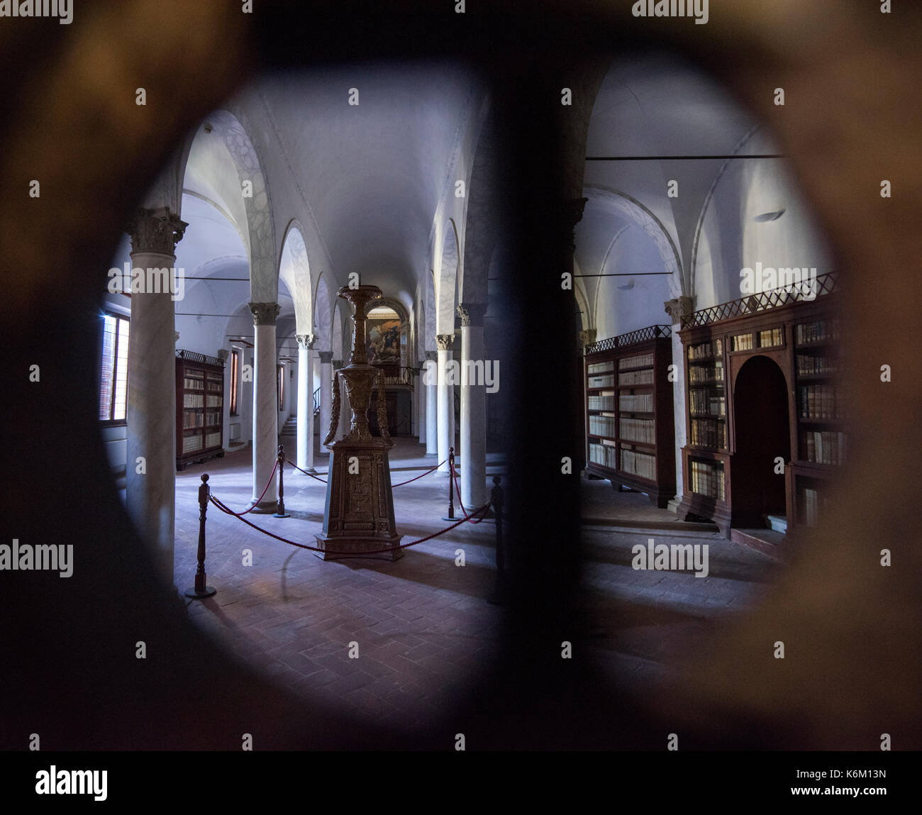 Looking through the keyhole to the library of the Abbazia di Monte ...
