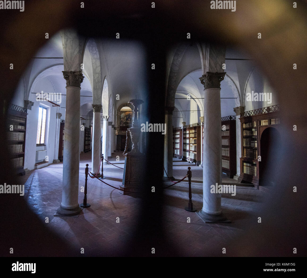 Looking through the keyhole to the library of the Abbazia di Monte ...