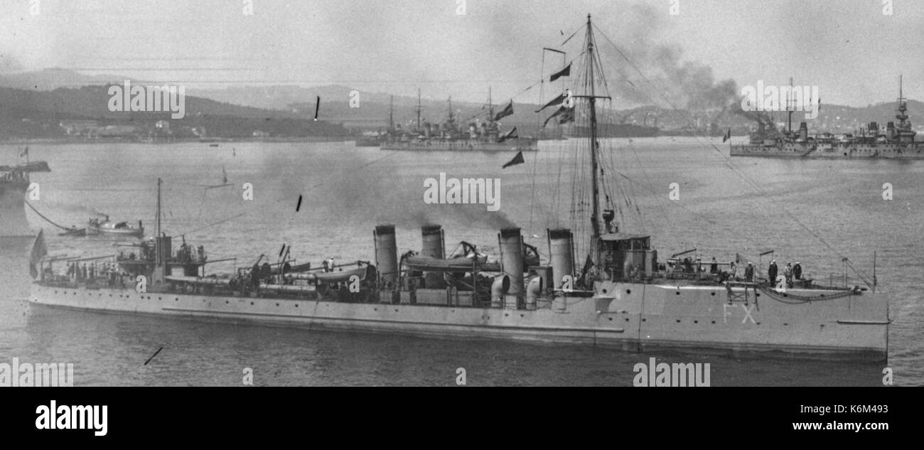 Contre torpilleur Faulx (FX) (classe Bouclier Stock Photo - Alamy