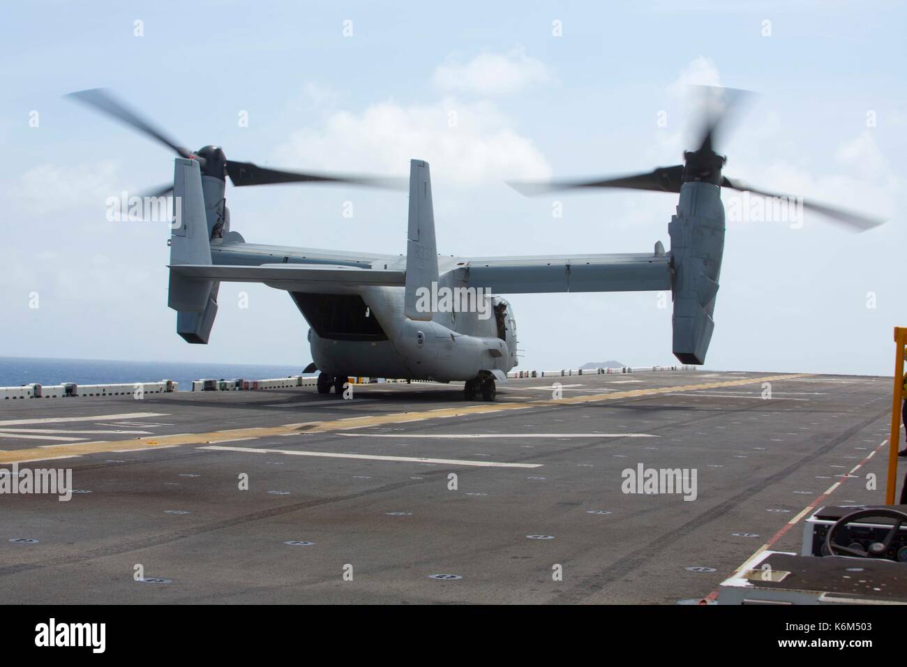 Marine Corps MV-22B Osprey Stock Photo - Alamy