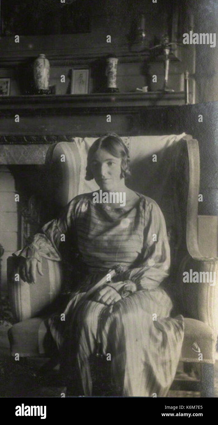 Dora Winifred Russell 1922 by Morrell Stock Photo - Alamy