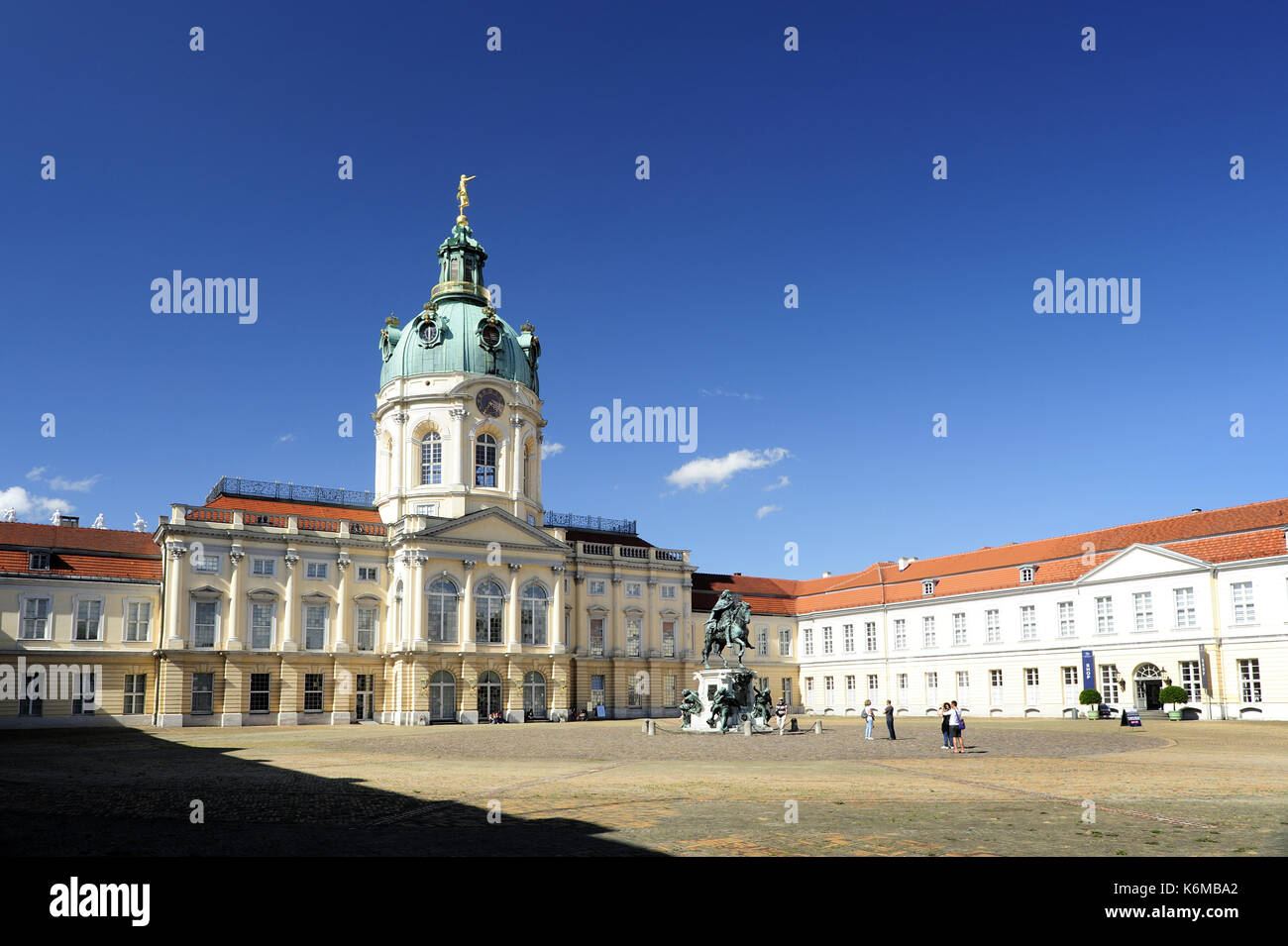 Charlottenburg district hi-res stock photography and images - Alamy