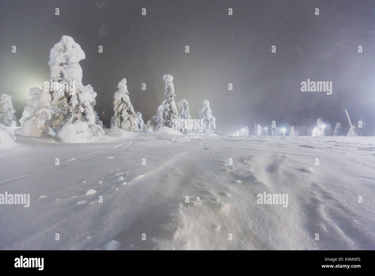 Beautiful cold mountain view of ski resort, sunny winter day with slope ...
