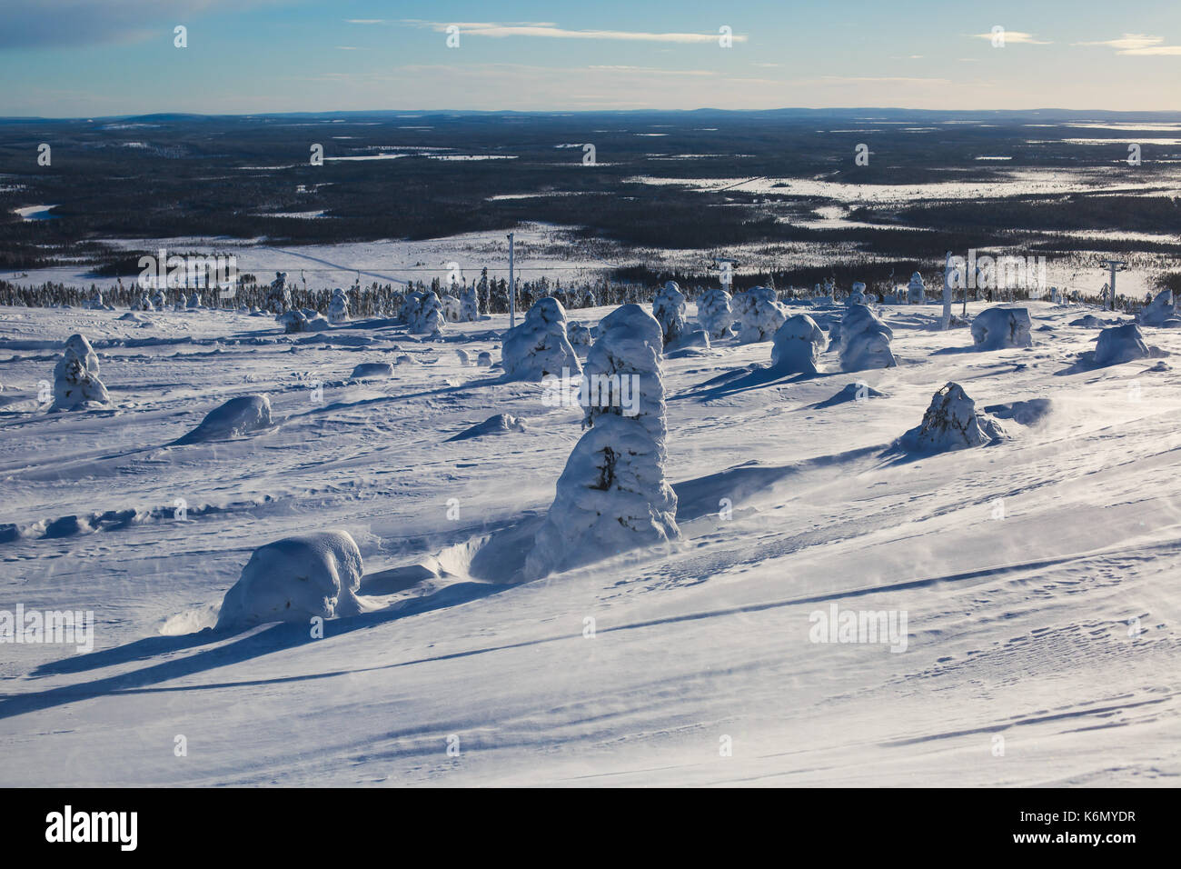 Beautiful cold mountain view of ski resort, sunny winter day with slope ...