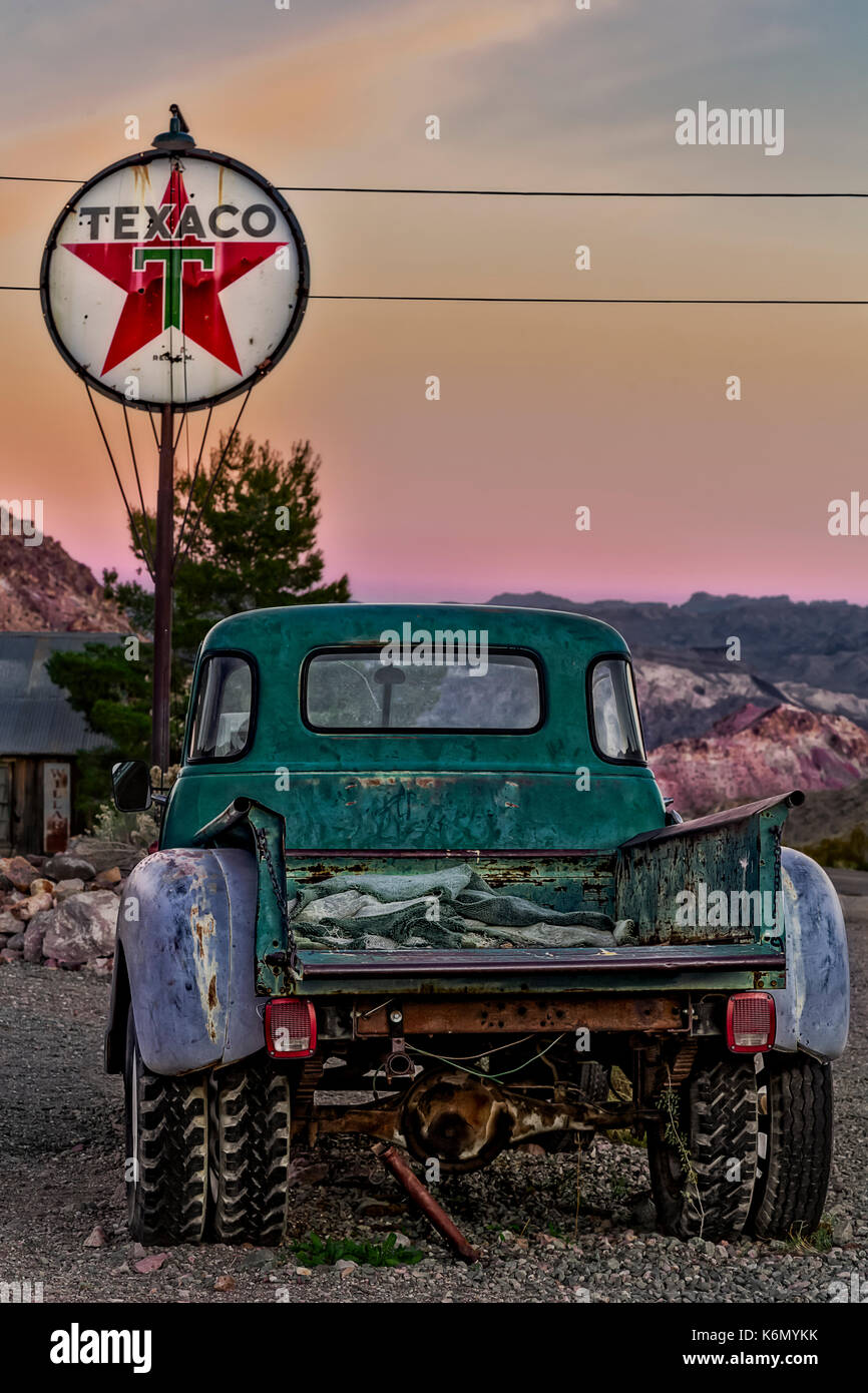 Old texaco gas station hi-res stock photography and images - Alamy