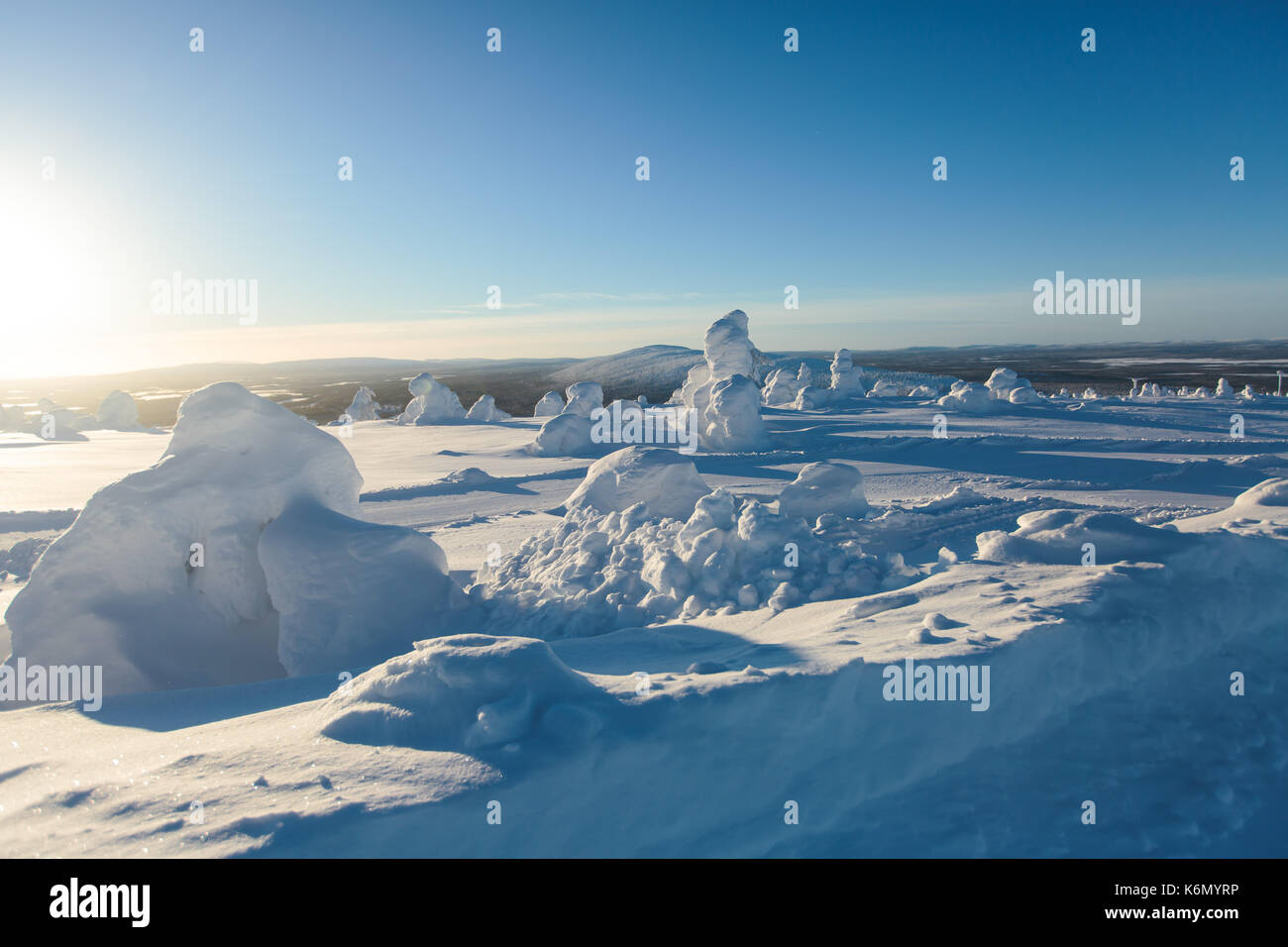 Beautiful cold mountain view of ski resort, sunny winter day with slope ...