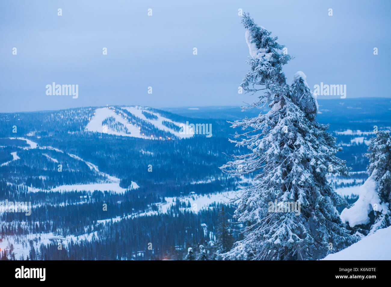 Beautiful cold mountain view of ski resort, sunny winter day with slope ...