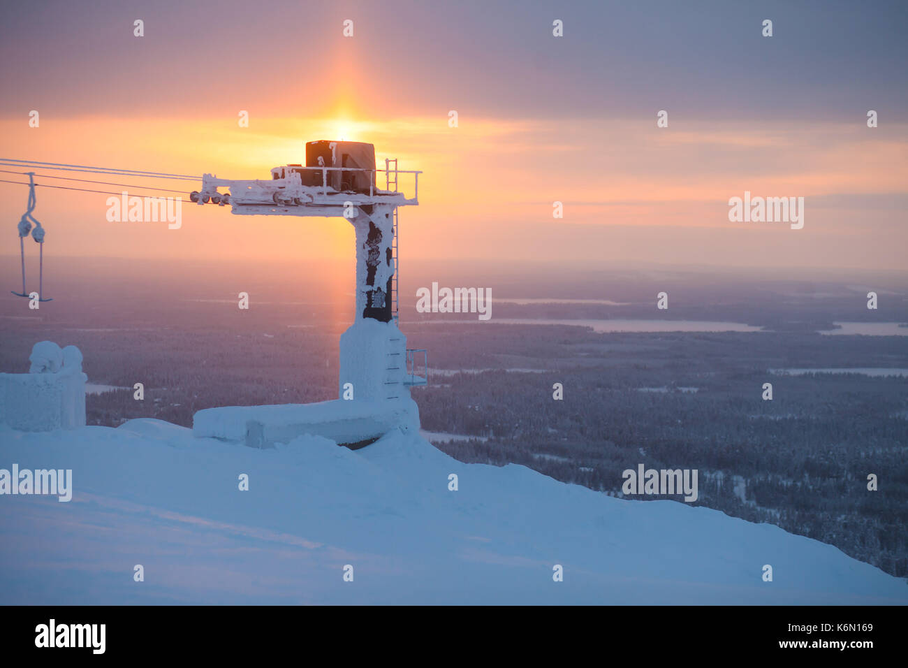 Beautiful cold mountain view of ski resort, sunny winter day with slope ...