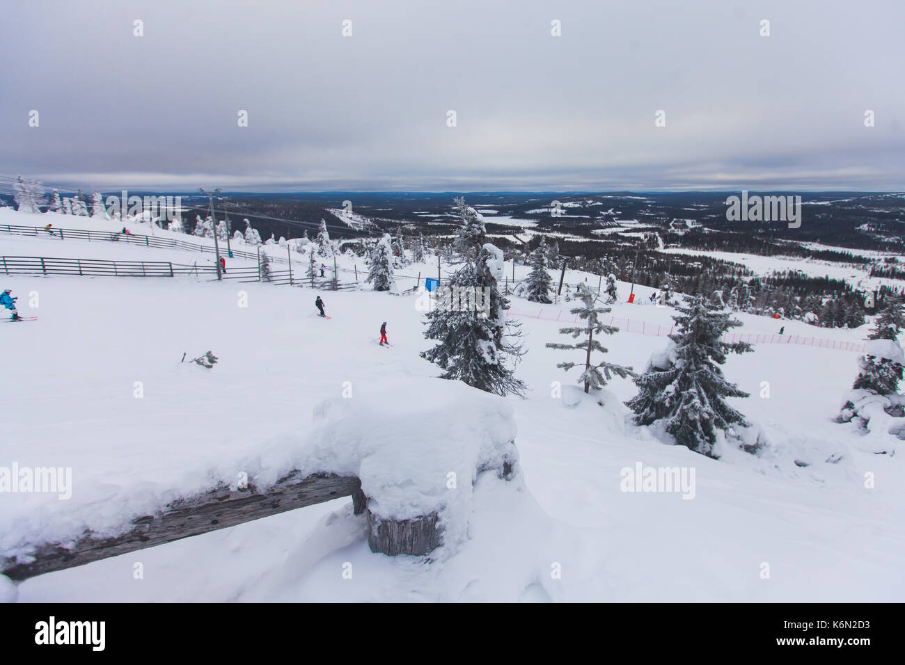 Beautiful cold mountain view of ski resort, sunny winter day with slope ...