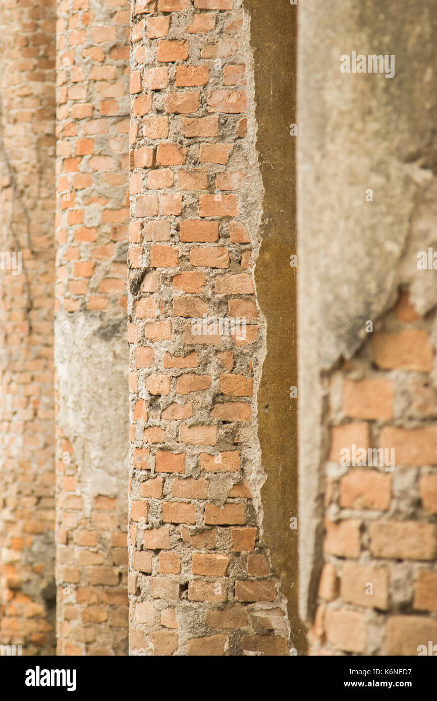 old red brick columns Stock Photo - Alamy