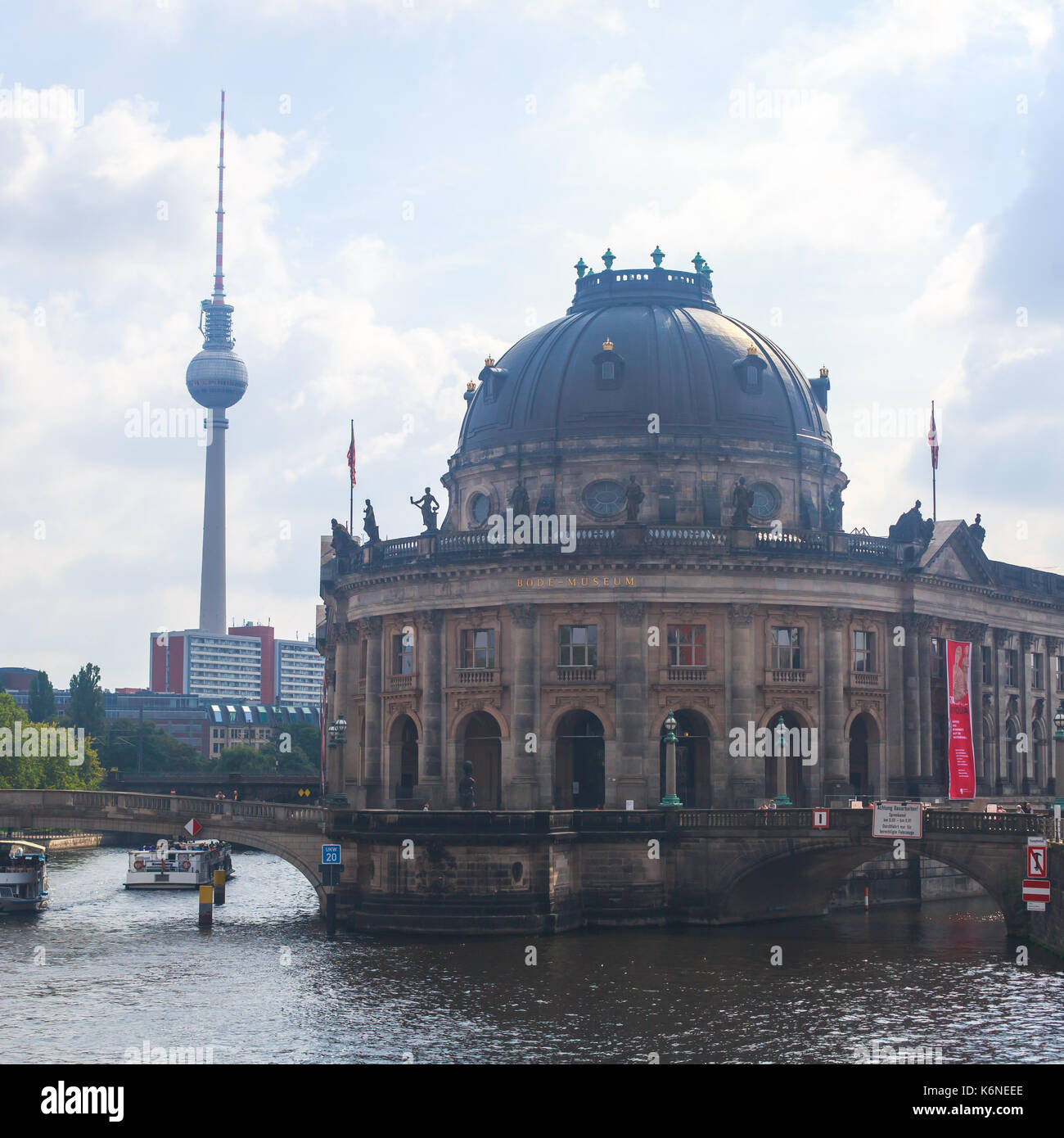 Neues museum and alte nationalgalerie hi-res stock photography and ...