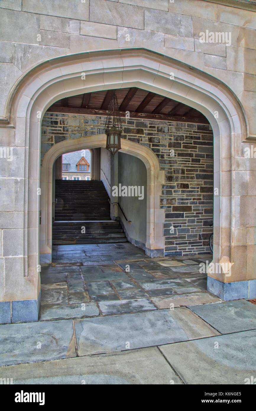 Commercial building interior hi-res stock photography and images - Alamy